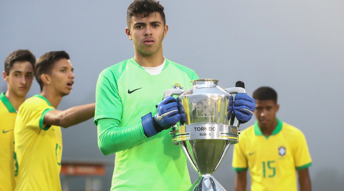 Trio do Athletico é convocado pela seleção brasileira sub-17 para ...