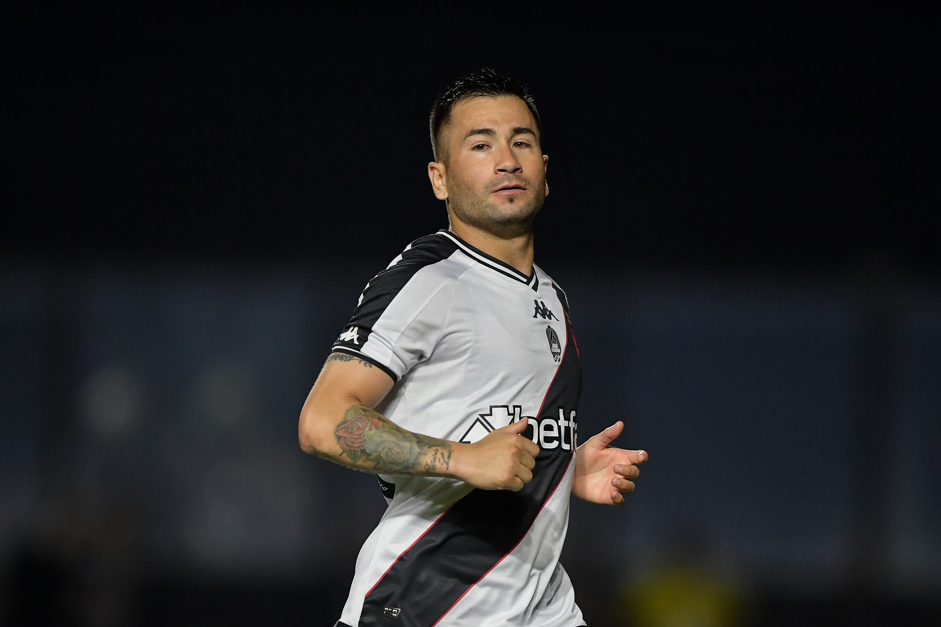 Pré-convocado pelo Chile, Jean David, do Vasco, está na mira de clubes ...