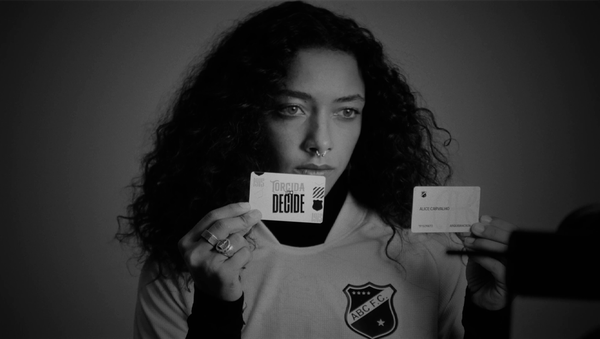 Atriz Alice Carvalho estrela novo programa de sócios do ABC | abc | ge