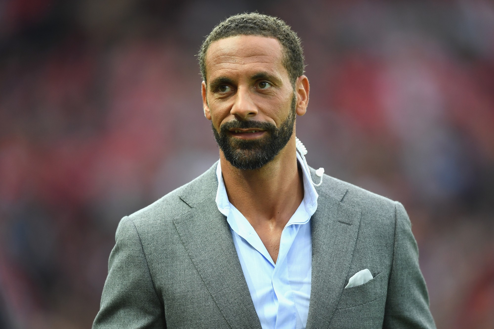 Rio Ferdinand: ídolo do United lucra mais hoje do que como jogador | Ge