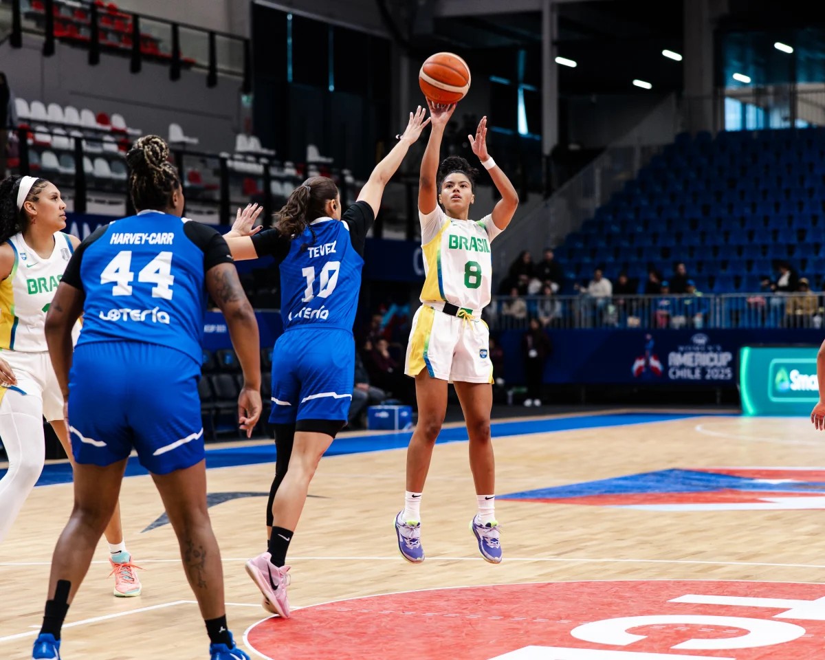 "Filha do Curry", Bella Nascimento se destaca na seleção e sonha com ...