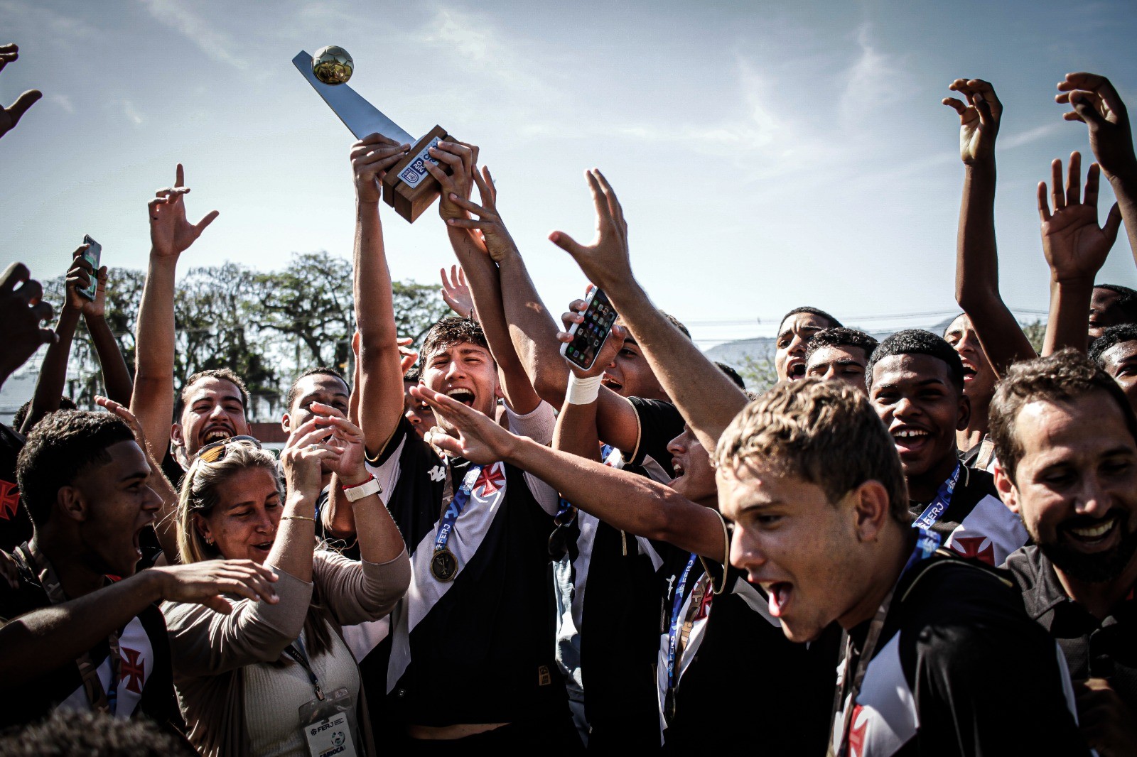 Vasco segura vantagem sobre o Fluminense e é campeão da Copa Rio sub-15 ...