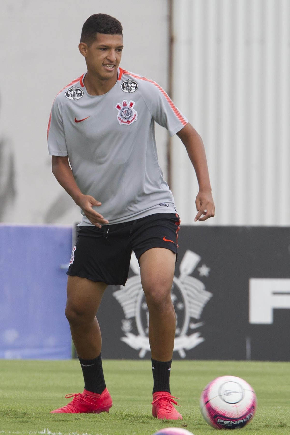 Corinthians empresta atacante Matheus Matias ao Ceará até o fim de 2019 ...