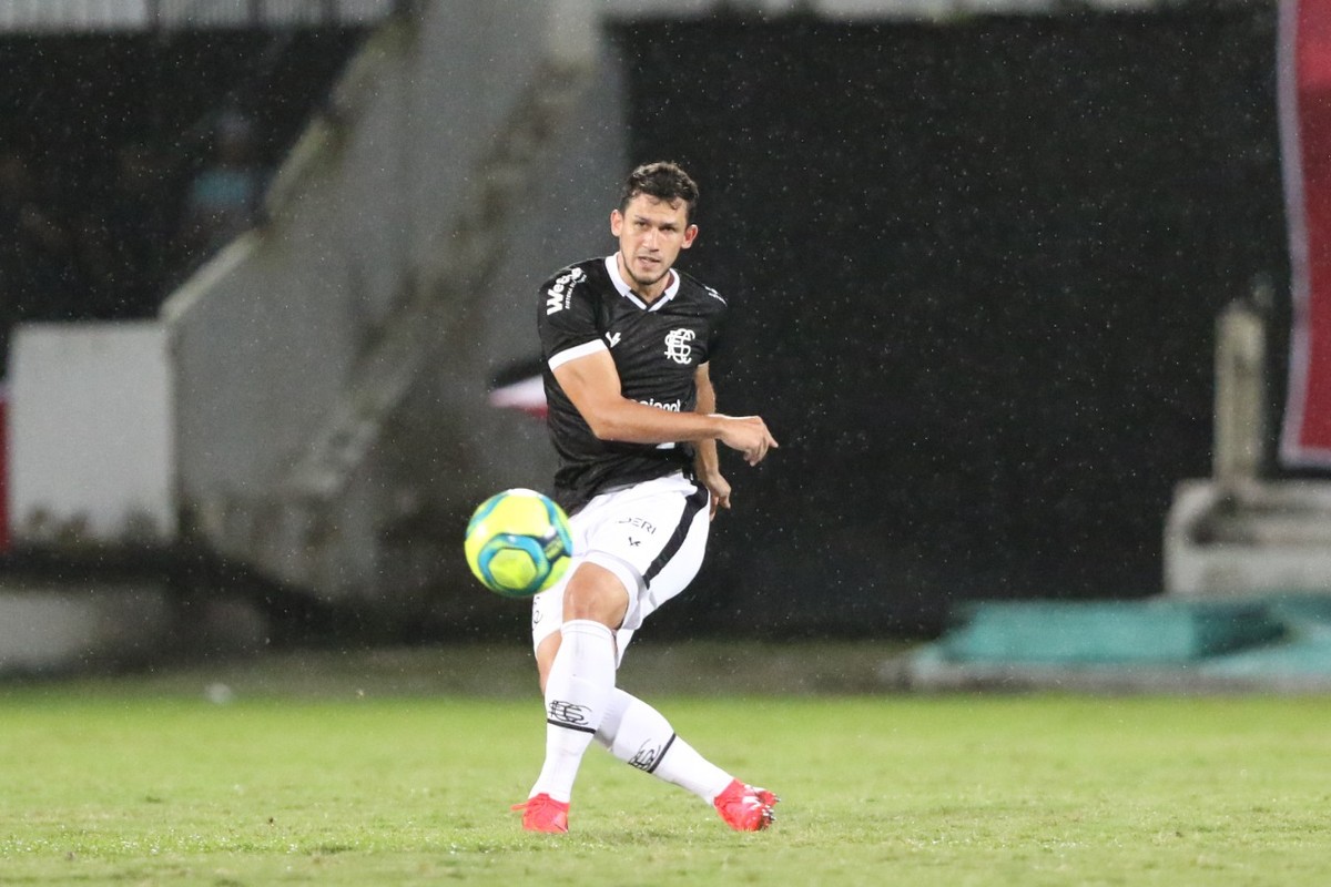 Zagueiro Doni, ex-Santa Cruz, é anunciado pelo Central | central | ge