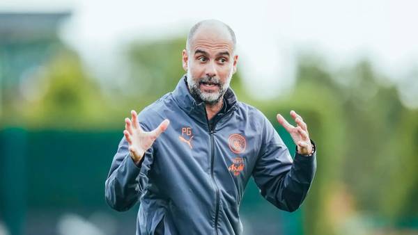Guardiola volta ao Manchester City após cirurgia nas costas | futebol ...