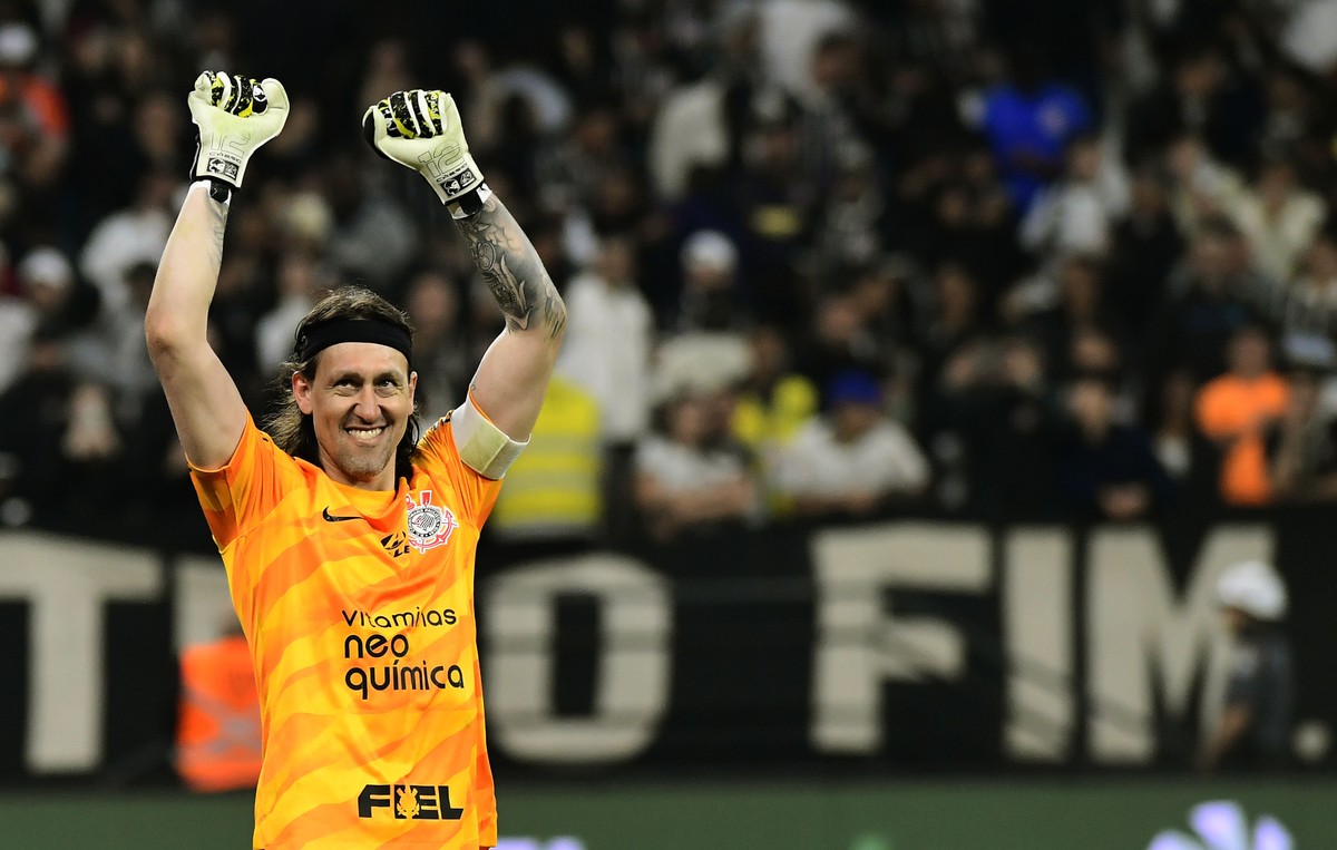 Cássio faz exames no Corinthians e não tem lesão diagnosticada ...