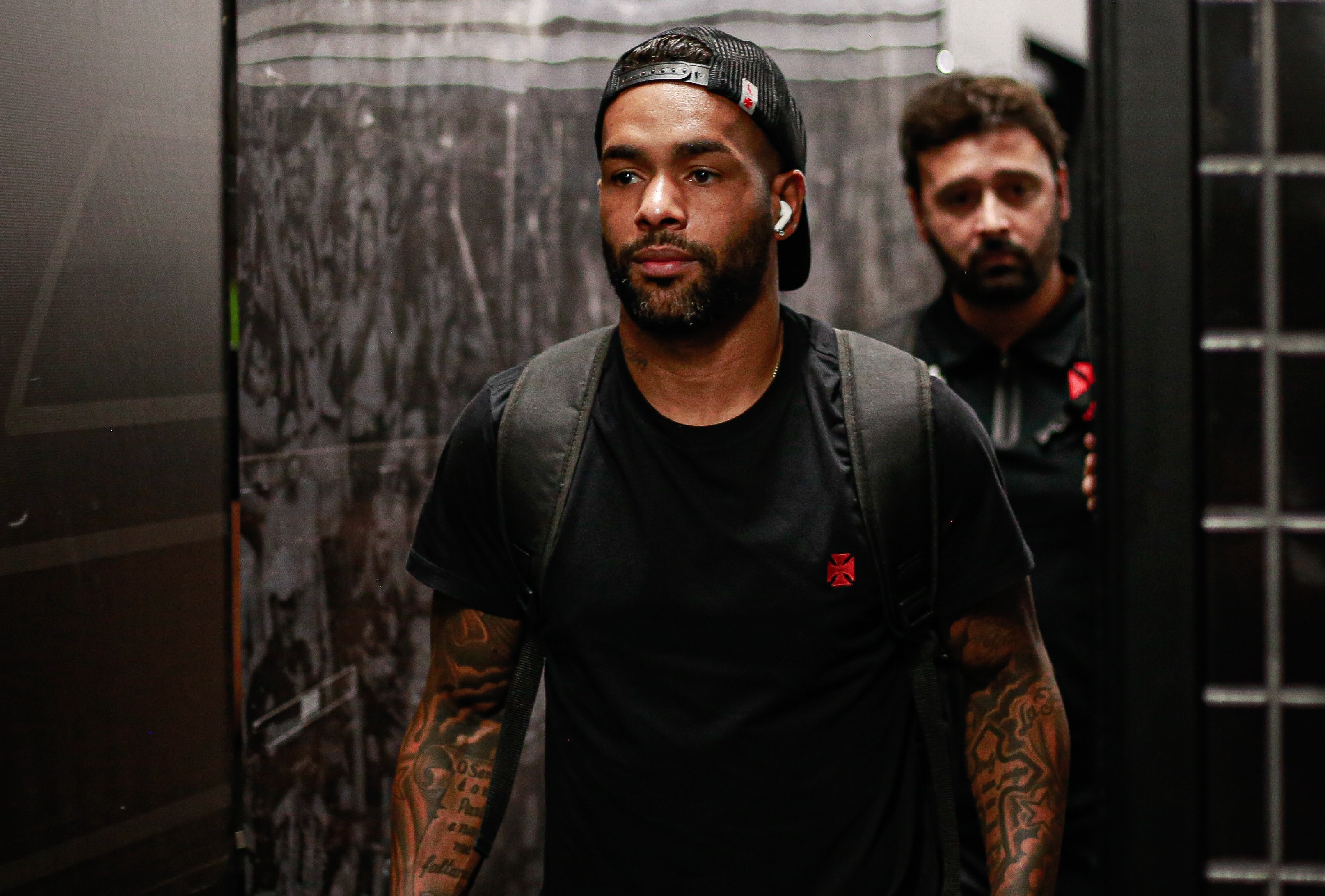 Há quase cinco meses sem participações em gols, Alex Teixeira volta a ...