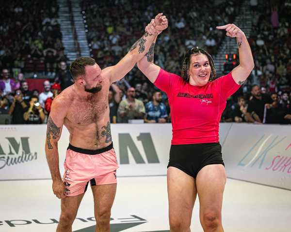Gabi Garcia diz que beijo de Craig Jones foi combinado: "Parte do ...