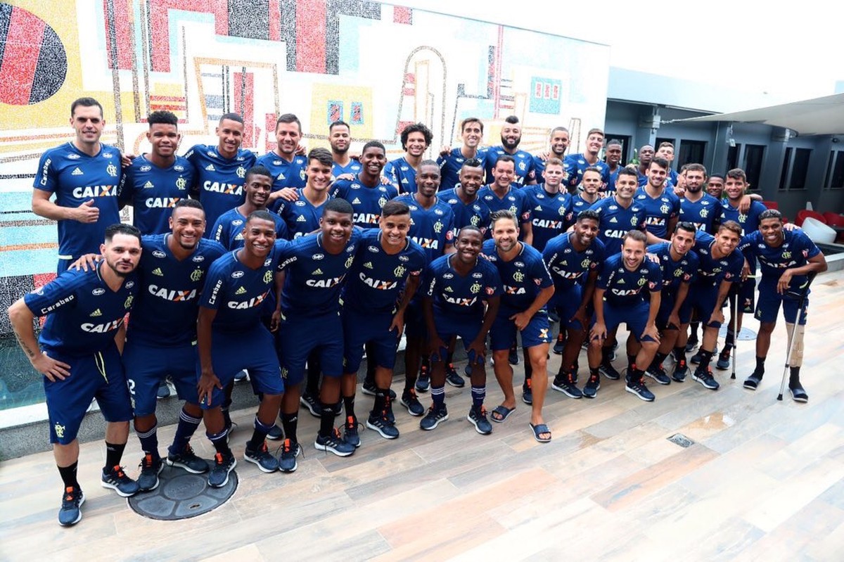 Fla vai ter média de 19,7 anos na estreia. Grupo principal volta ...