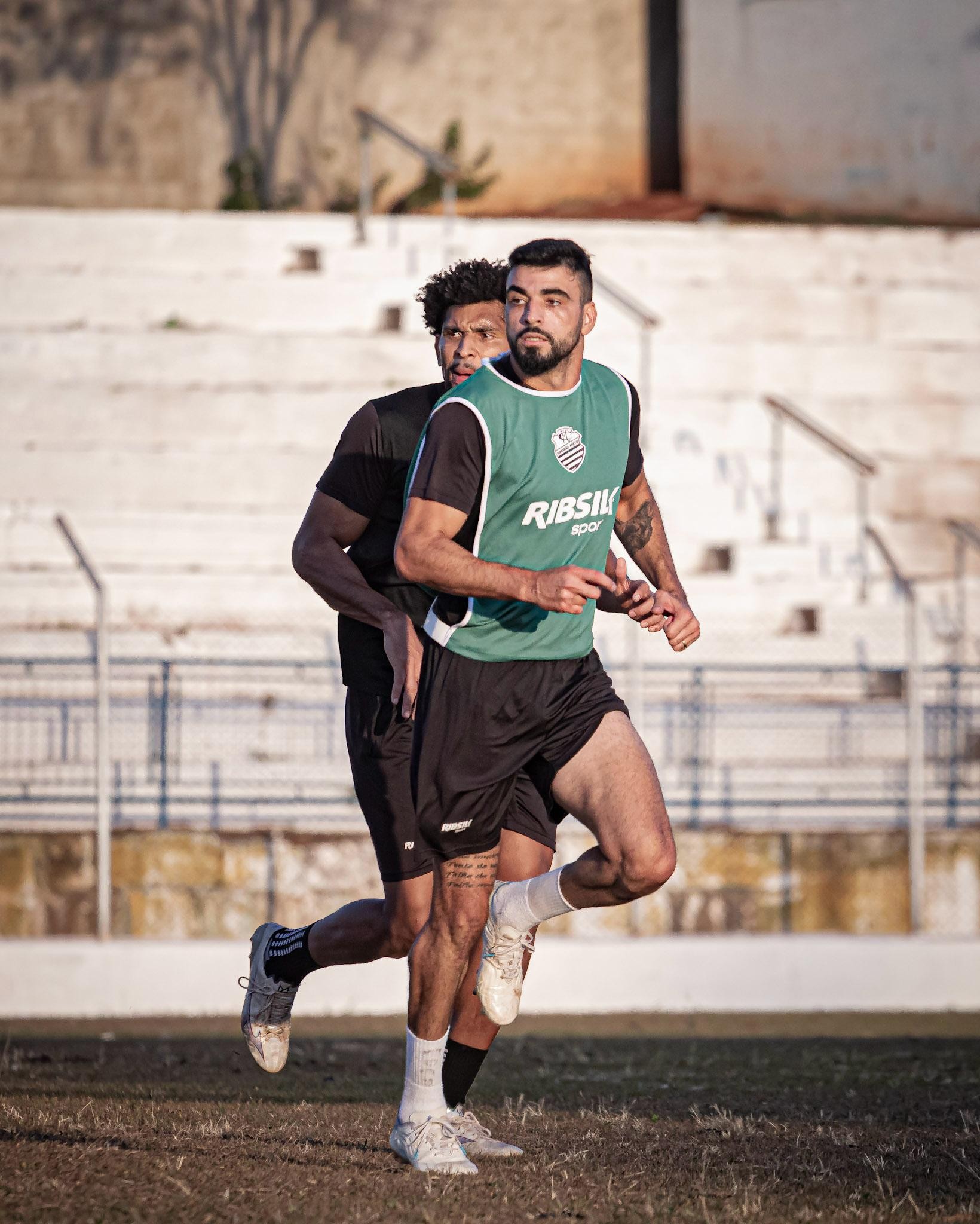 Matheus Prado foca melhora no ataque e vê Comercial pronto para reagir