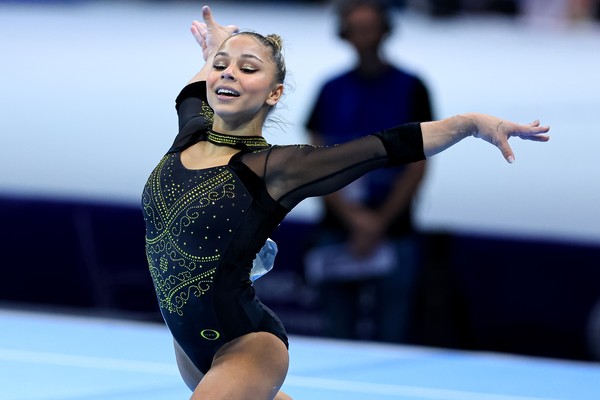 Jade Barbosa celebra sucesso como designer dos collants do Mundial ...