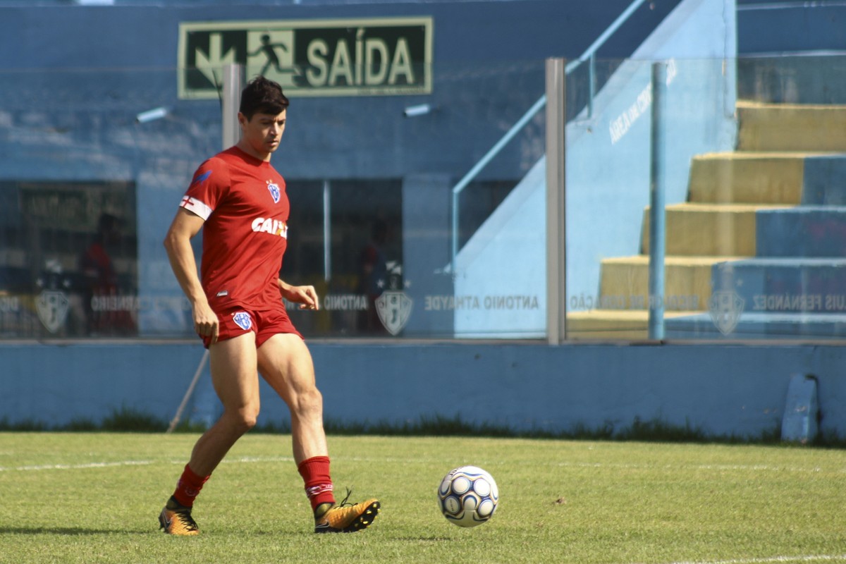 Paraná contrata mais um jogador de defesa: Fernando Timbó; veja onde ...