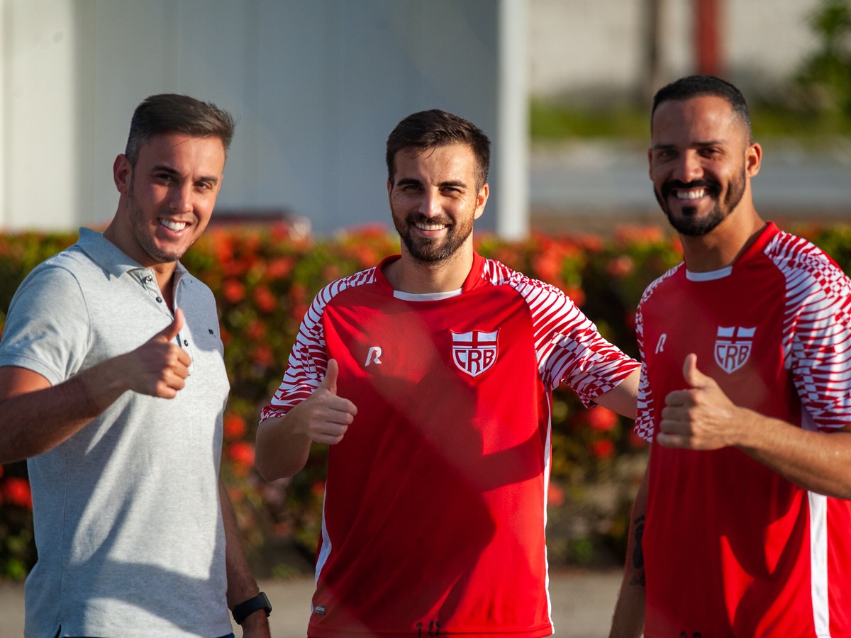 Longuine comemora a evolução do CRB no Brasileiro e diz ainda pensar no ...