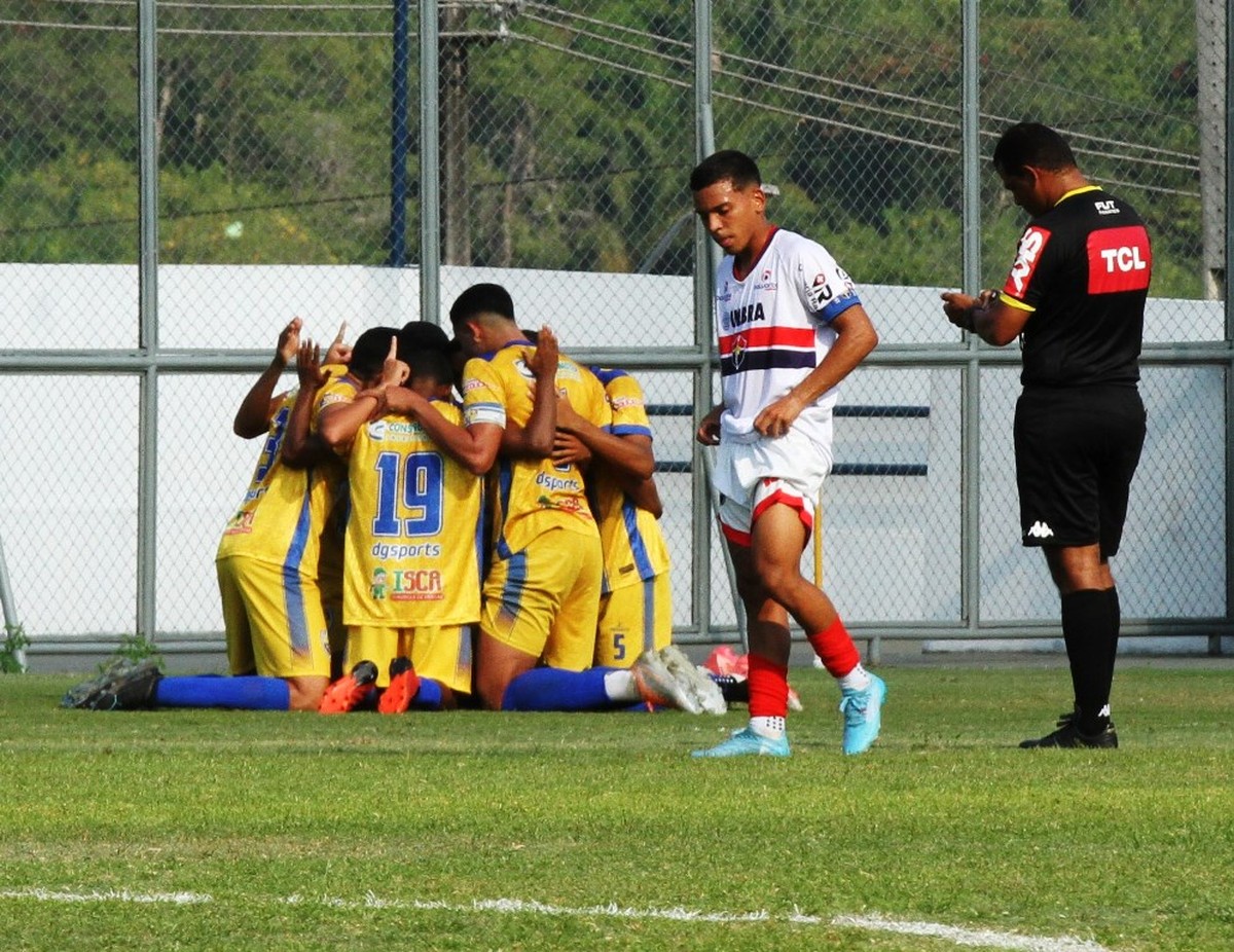 Atacante do IAPE projeta duelo decisivo contra o São Raimundo-RR pela ...