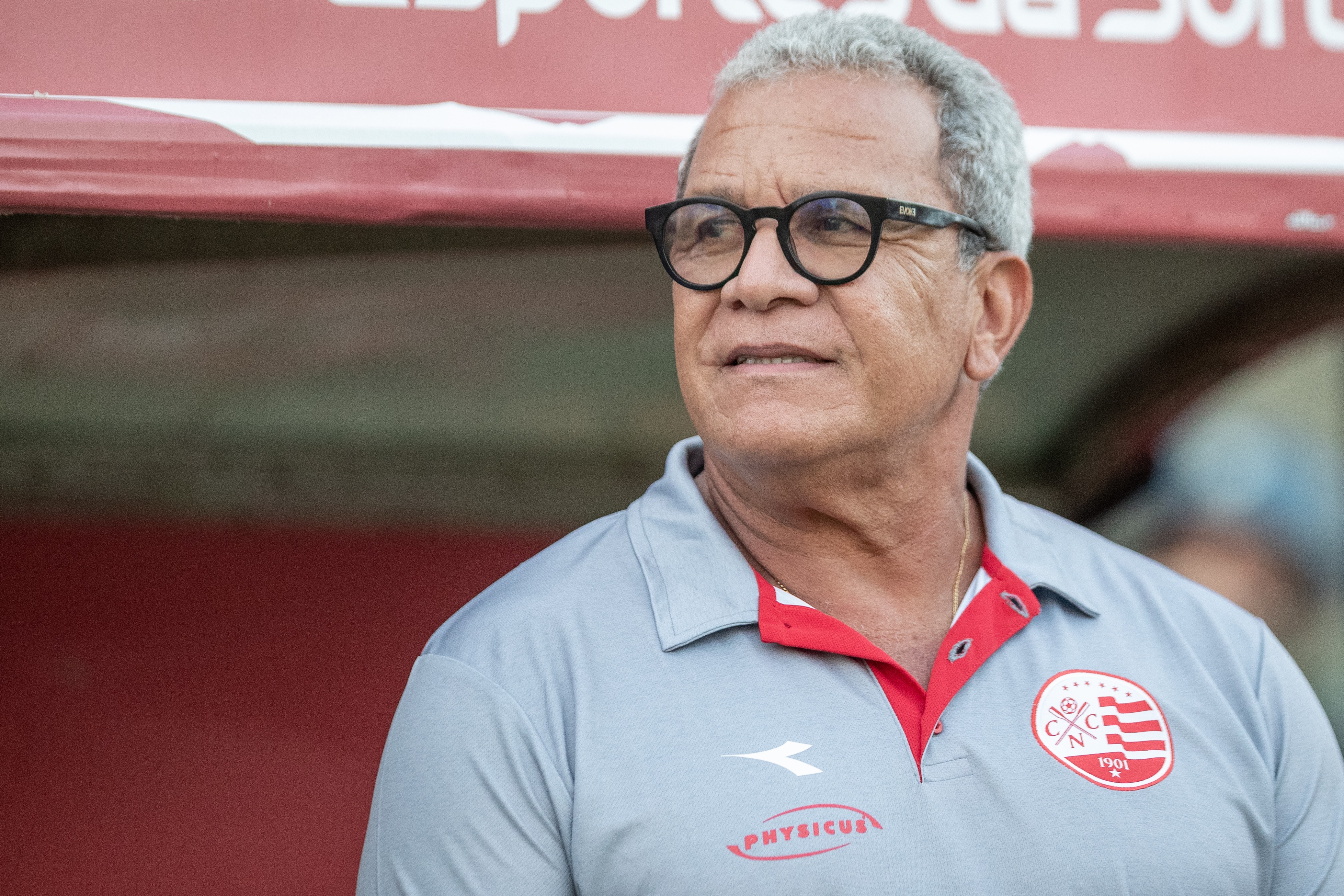 Hélio inicia quadrangular com o Náutico em busca do 4º acesso | Ge