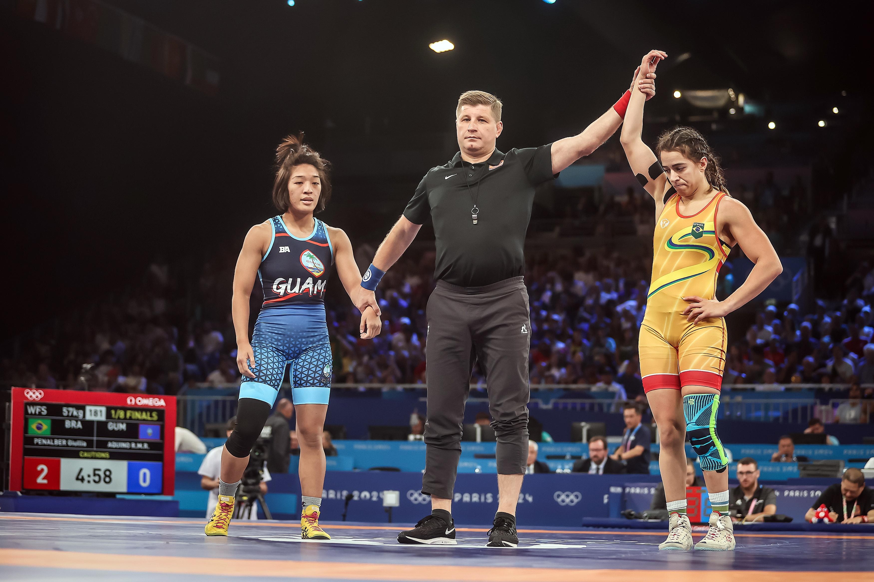 Algoz de Giullia Penalber vai à final e puxa brasileira para a repescagem