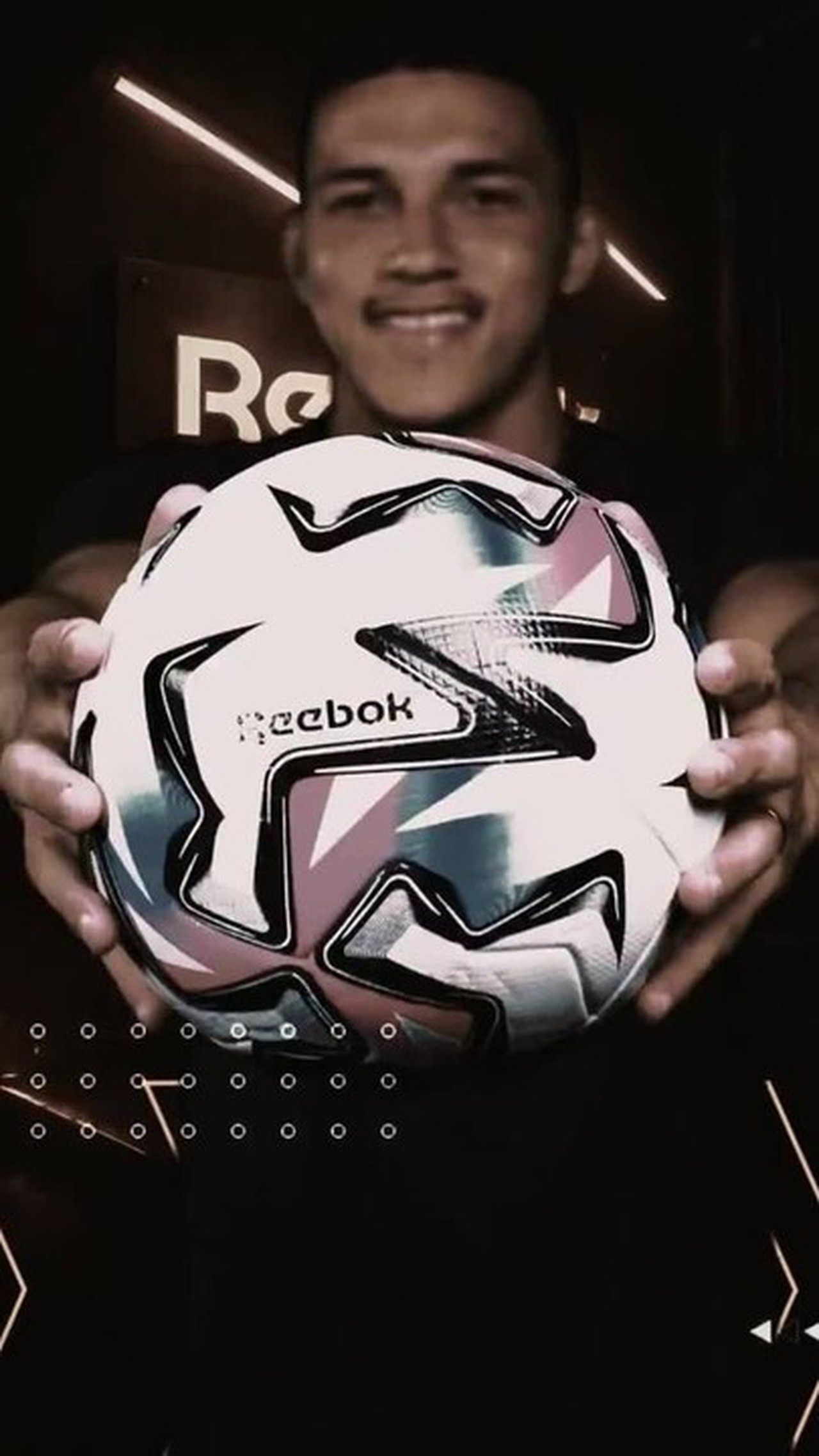 Santa Cruz oficializa parceria com a Reebok; veja vídeo promocional | Ge