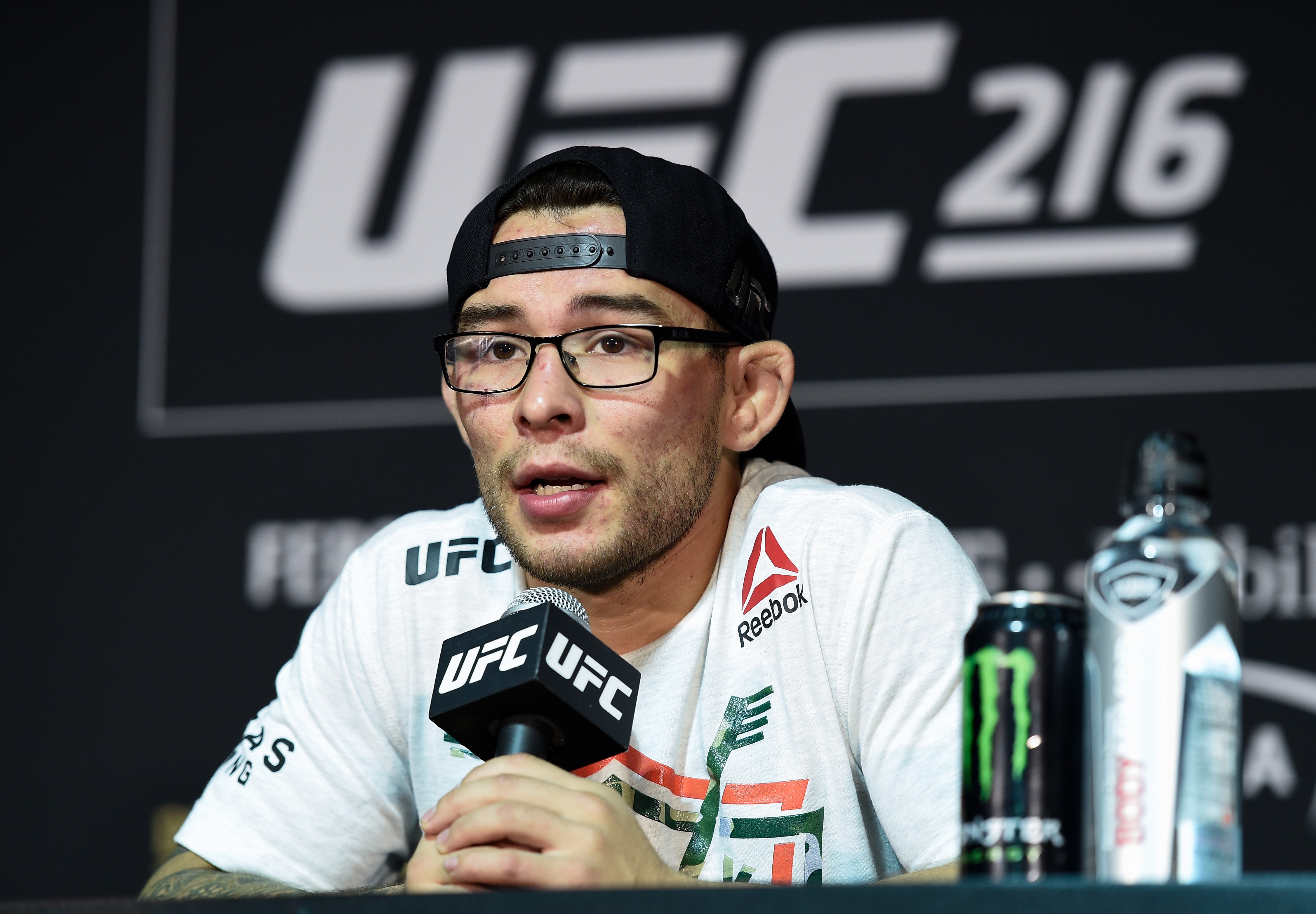 Em meio a problemas pessoais e no corte de peso, Ray Borg é demitido ...