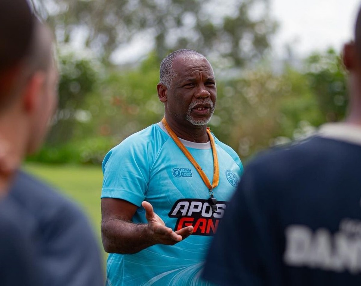 Luciano Ribeiro é desligado do Porto após nova derrota no Pernambucano ...