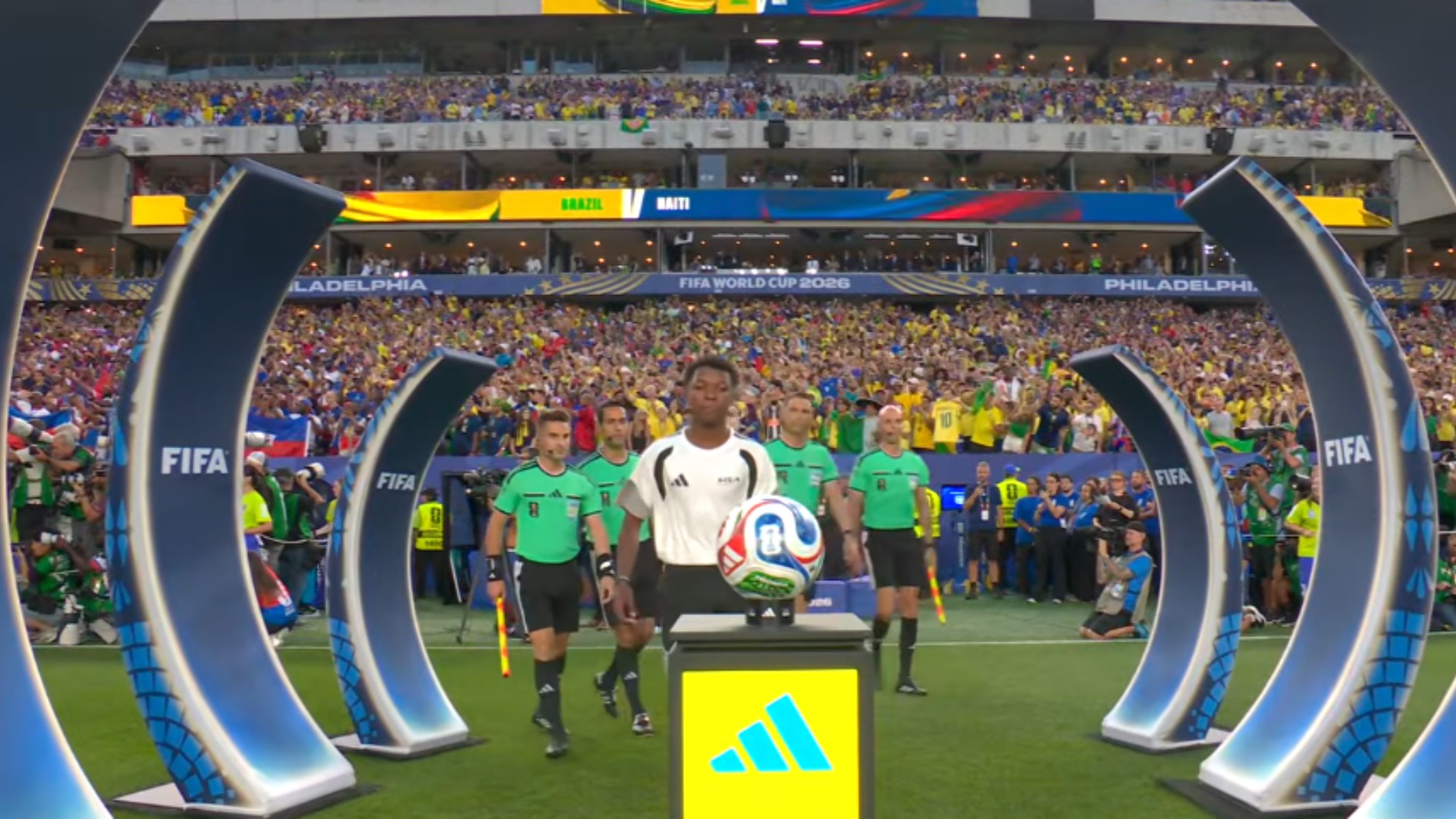 Jovem de Salto leva bola oficial em jogo do Brasil na Copa do Mundo | Ge