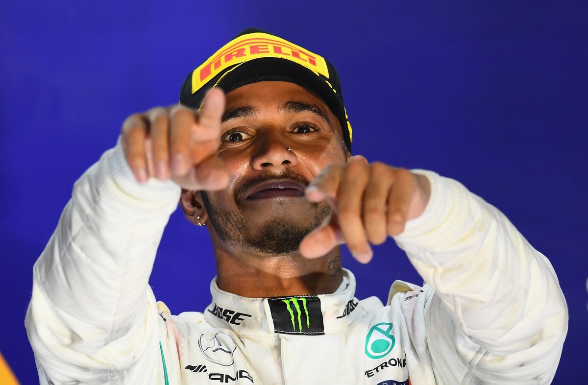 Reginaldo Leme vê Hamilton no caminho para ser "melhor da história da F1"