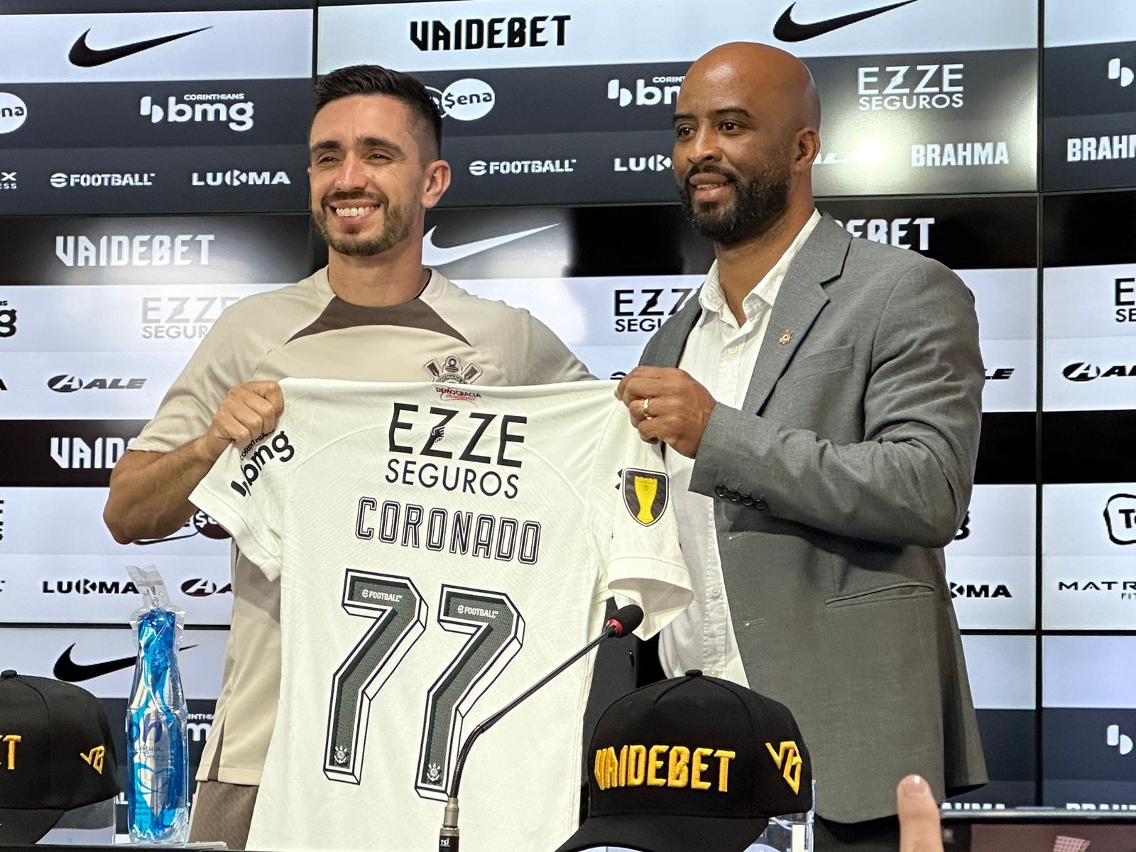 Igor Coronado diz que Romarinho está "doido pra voltar" ao Corinthians ...