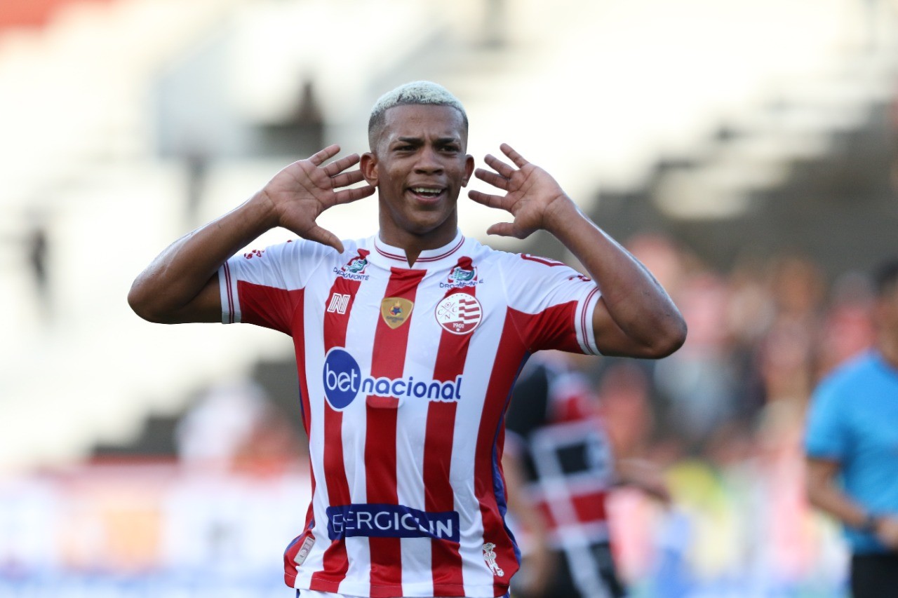 Em cinco jogos, Julio iguala gols da temporada passada e confirma ...