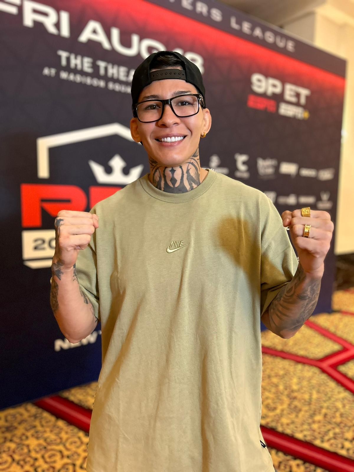 PFL: Larissa Pacheco prevê nocaute: "A mão vai chegar na cara dela" | combate | ge