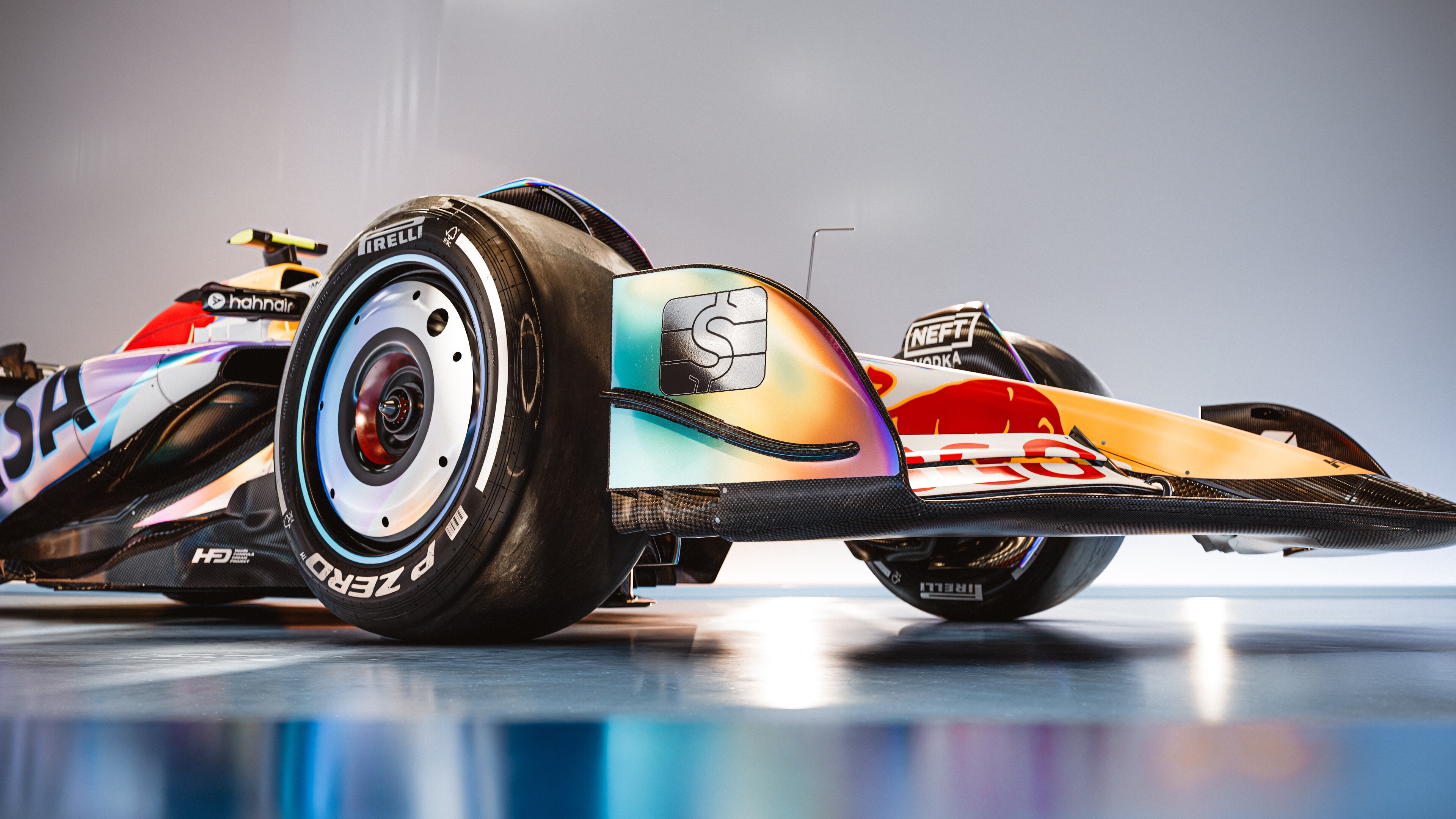 RB também muda pintura e revela carro "holográfico" em Las Vegas | Ge