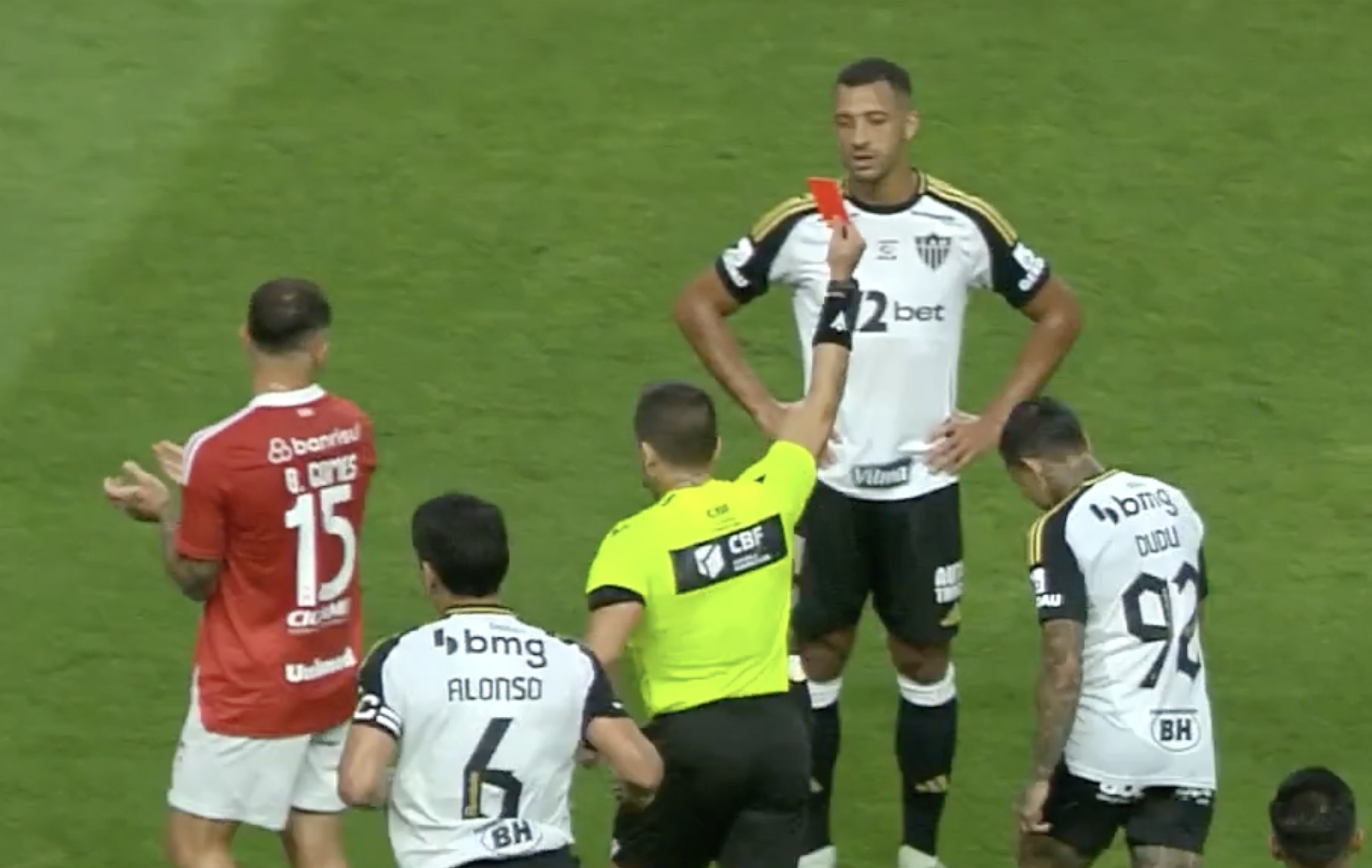 VAR de Inter x Atlético-MG: CBF divulga análise de lances | Ge