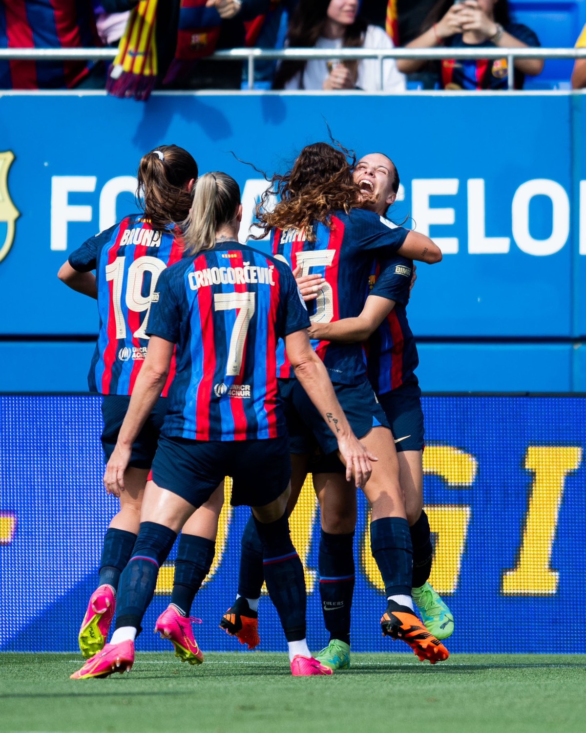 Barcelona de Geyse conquista o tetracampeonato espanhol; Alexia volta ...