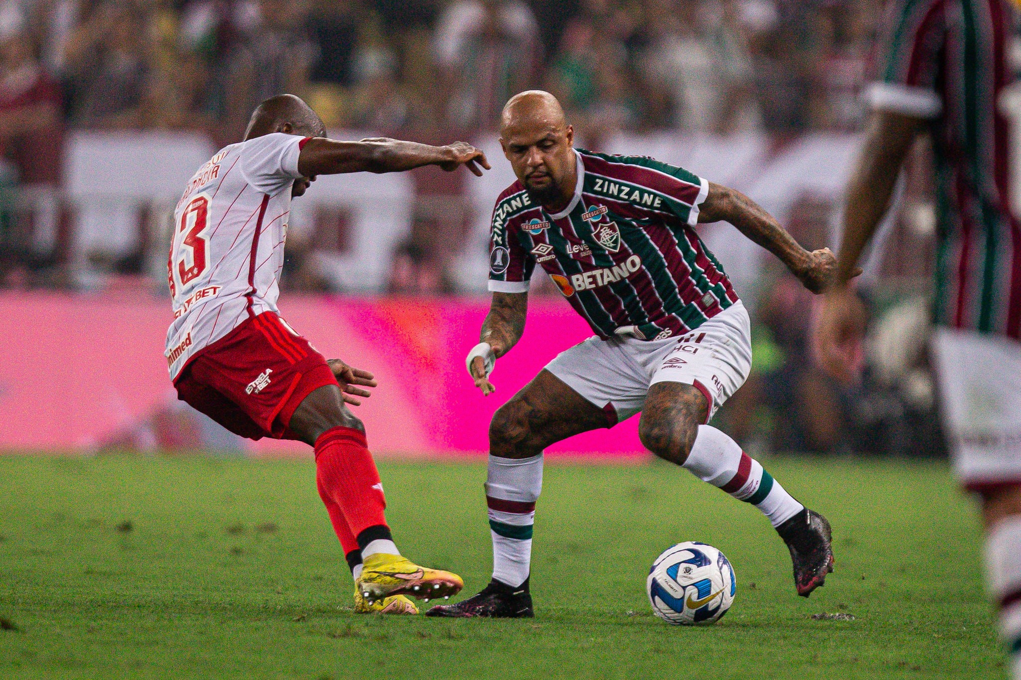 Internacional x Fluminense: Flu tem três pendurados para o jogo da ...