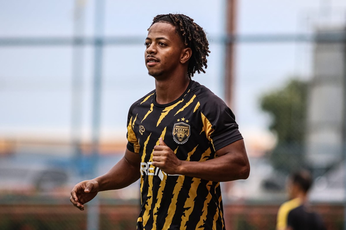 Protagonista da vitória sobre o Santos, Ênio foca no Flamengo: "Vamos ...