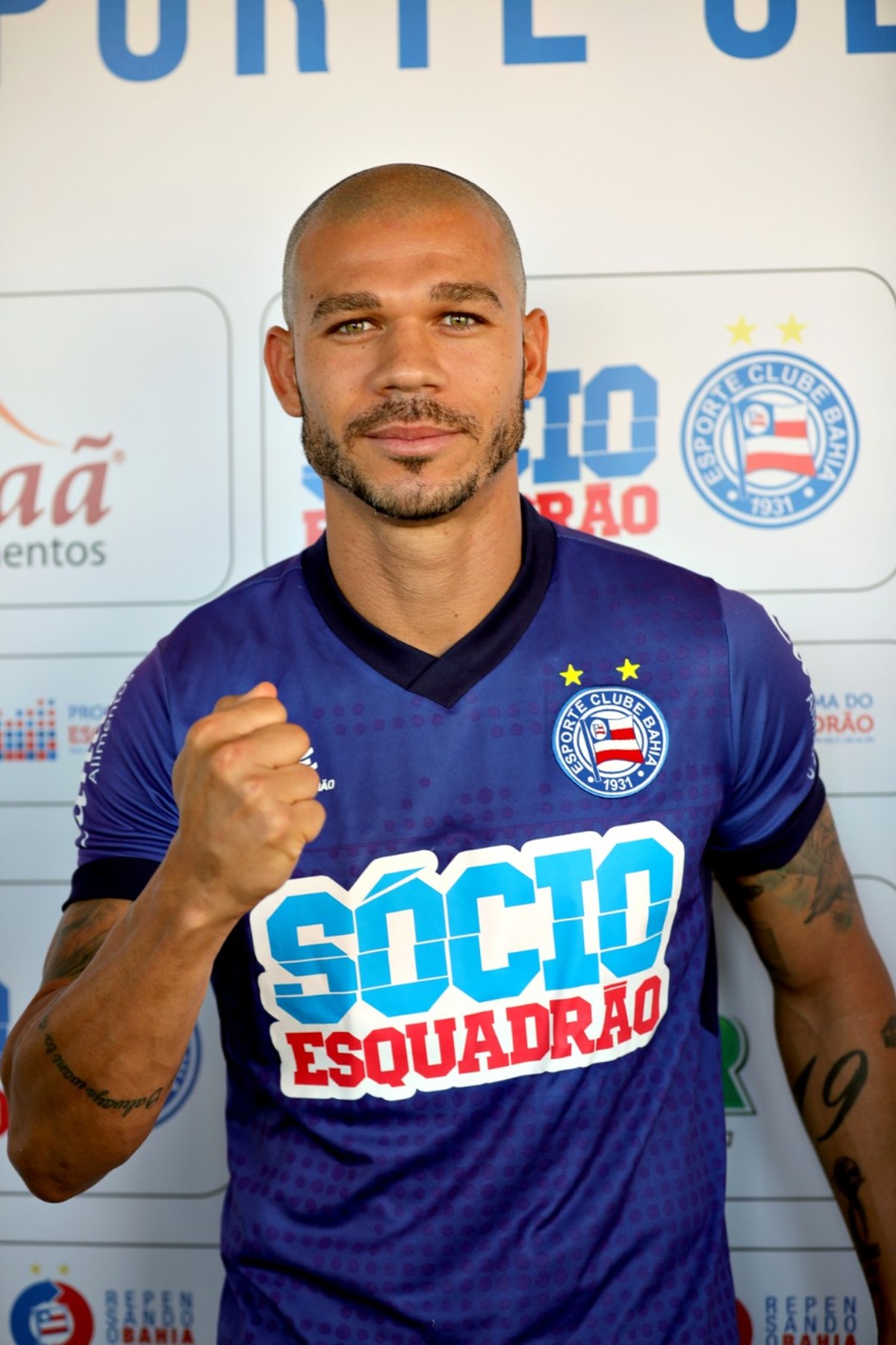 Nilton usa primeiro jogo contra o Liverpool-URU de lição e afirma ...