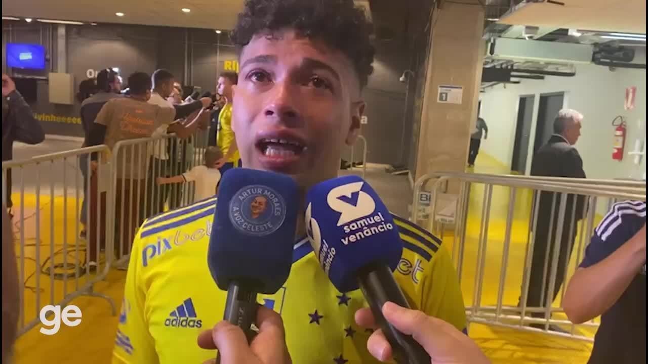 Machado chora com Cruzeiro perto do acesso e relembra 2021 difícil ...