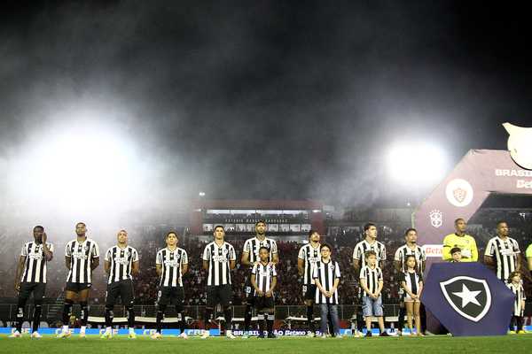 Veja cinco motivos que explicam a liderança do Botafogo no Brasileirão ...