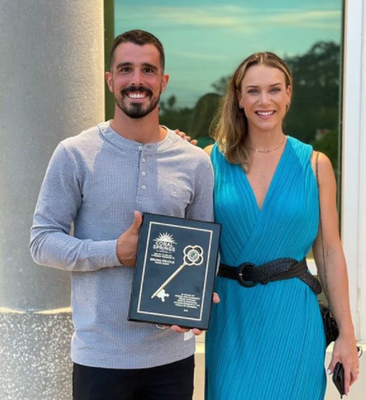 Fratus recebe chave da cidade onde mora nos EUA após bronze nas ...