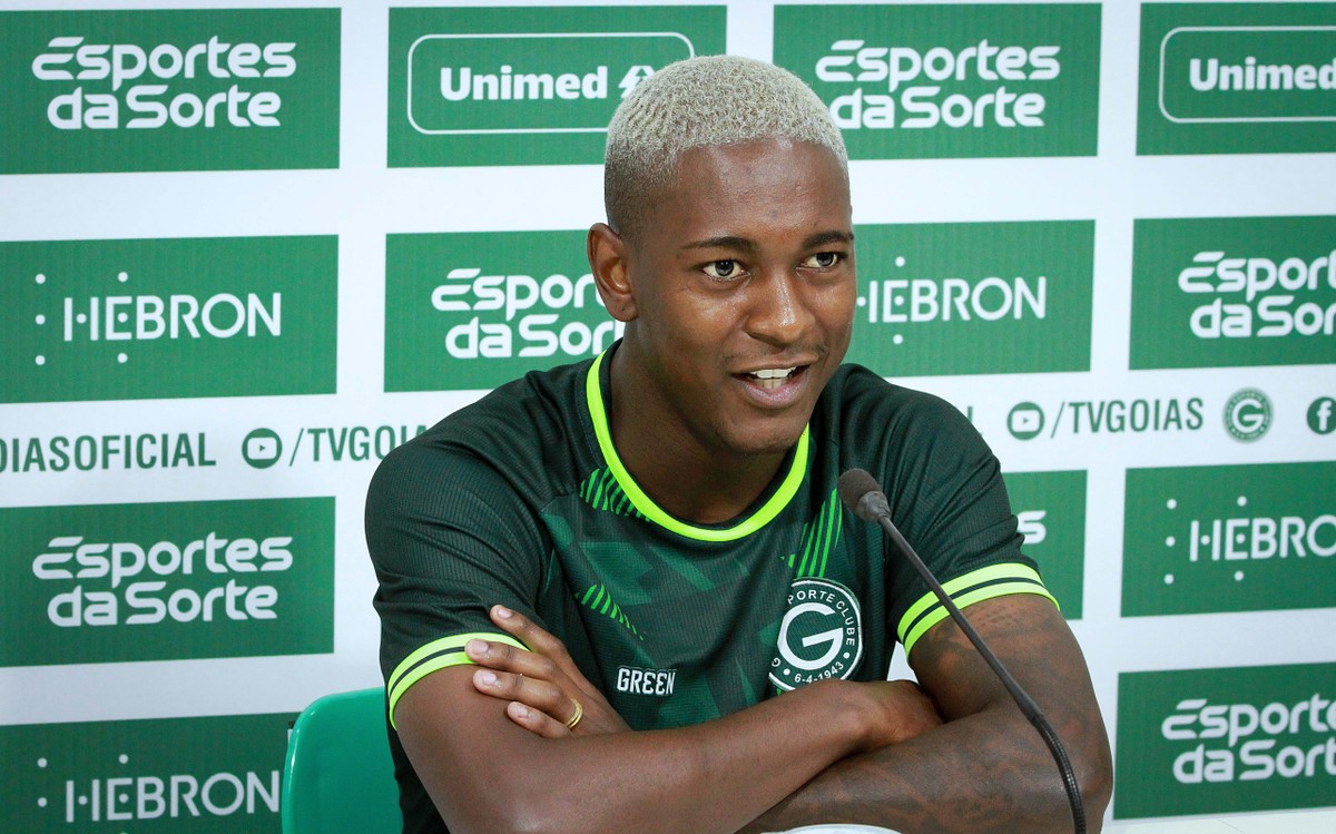 Vitória faz proposta por Jhonny Lucas, do Goiás, para a sequência da ...