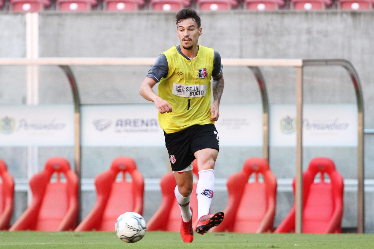 Arthur Rezende ganha elogios e se torna opção para PC Gusmão no Santa ...