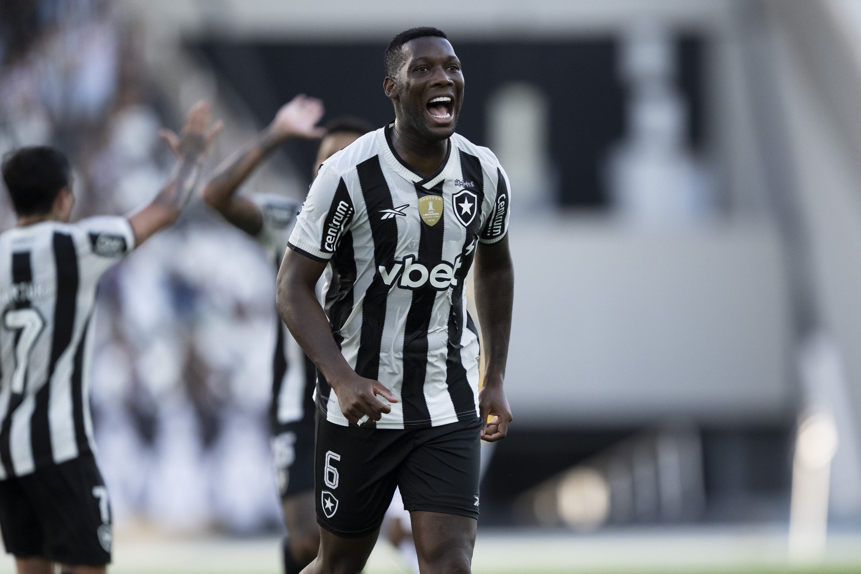 Mais homem, mais forte e mais feliz: Patrick de Paula destaca mudança ...