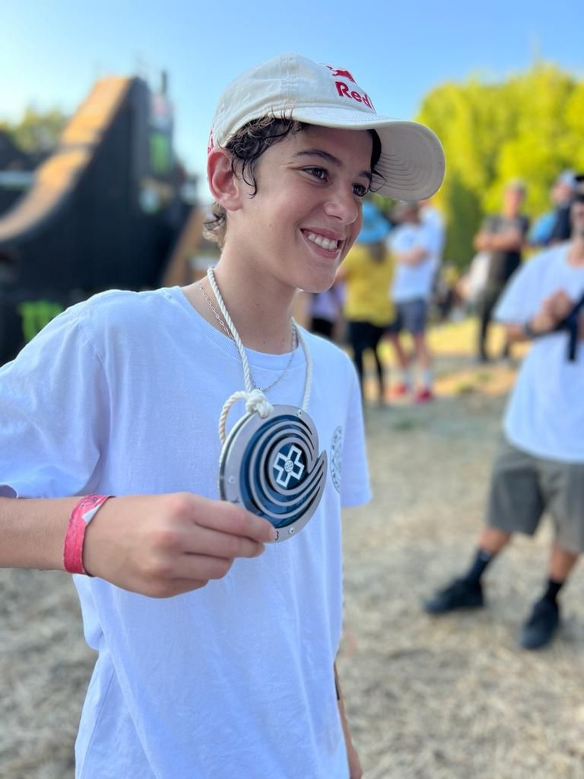 Gui Khury, de 14 anos, conquista a prata no MegaPark dos X-Games ...