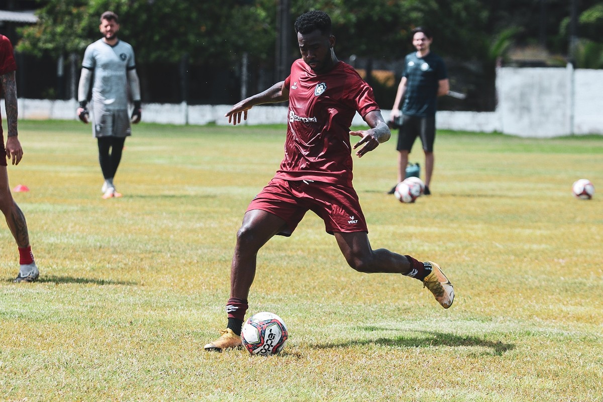 Remo perde três jogadores e deve promover estreia na lateral; Veja ...