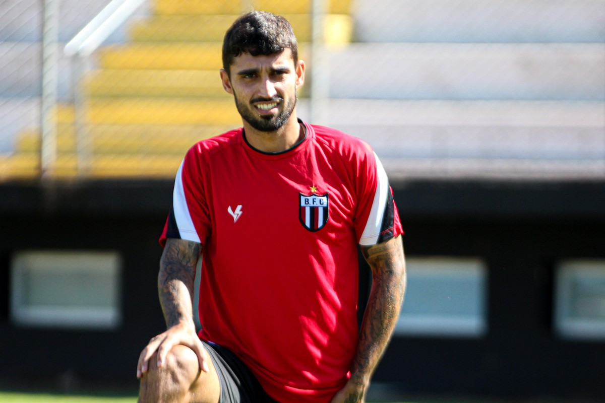 Patrick Brey descarta Botafogo-SP com mais precaução contra Mirassol ...