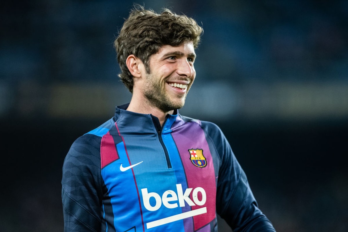 Sergi Roberto renova com o Barcelona por mais um ano: "Devolver alegria ...