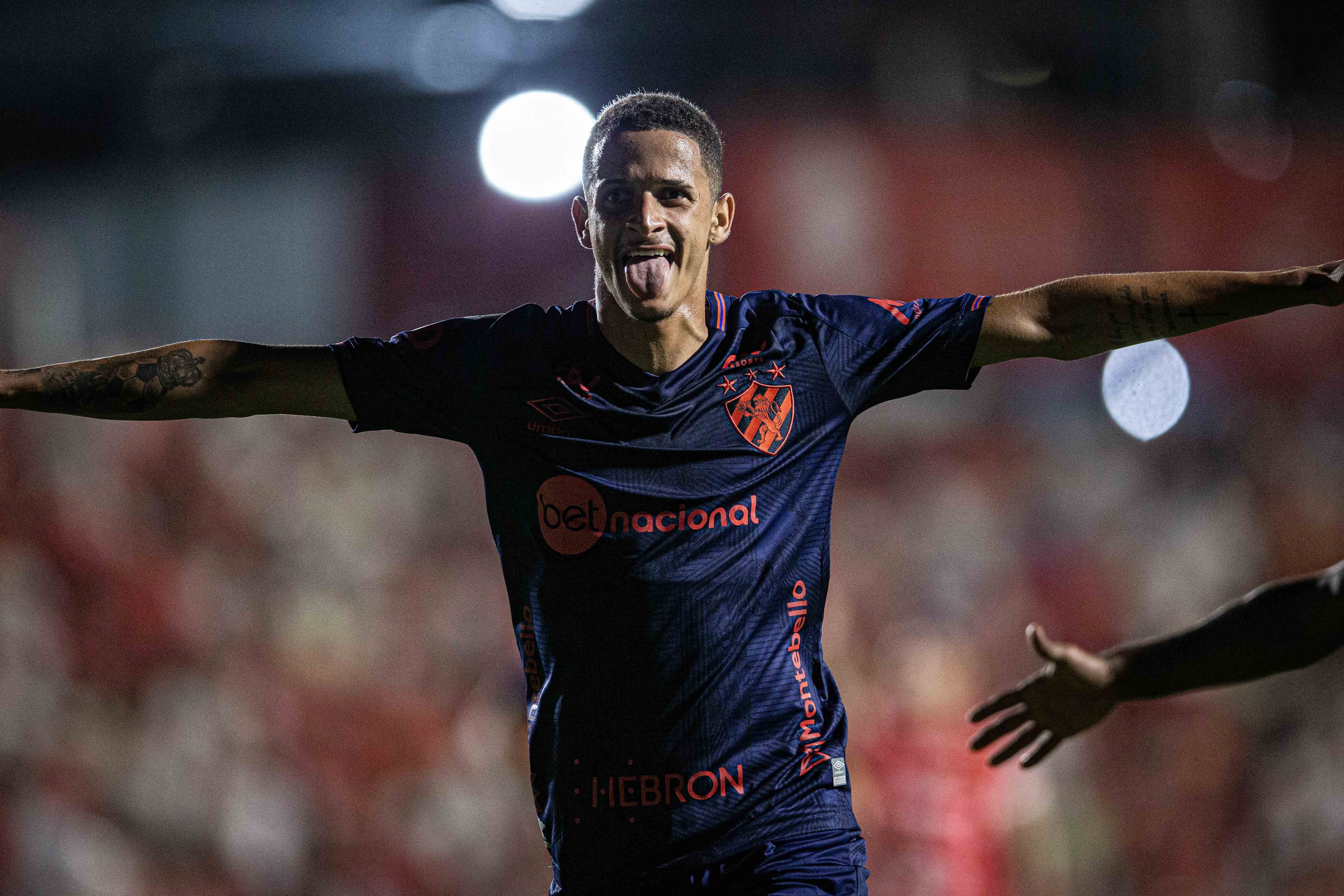 Bastidores: ex-dirigente do Sport fala sobre a perda de Juba para o Ba | Ge