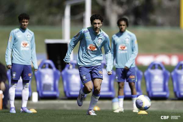 Convocado para Seleção, meia negocia primeiro contrato com Cruzeiro ...