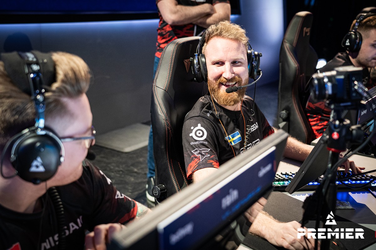 CS:GO: olof já "foi e voltou" da FaZe por cinco vezes | cs:go | ge
