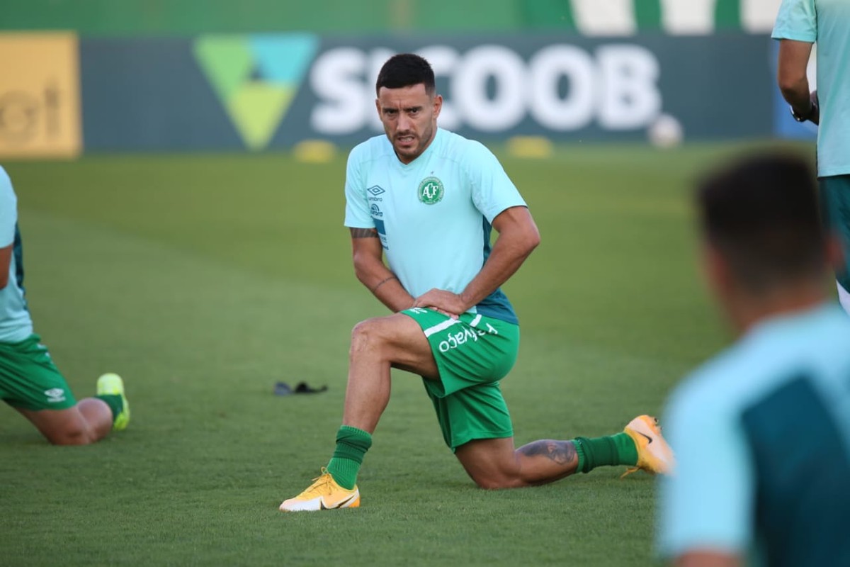 Vice de futebol da Chape, Dal Piva aponta salário alto como entrave ...