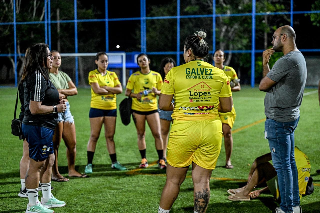 Elenco se apresenta e reunião define detalhes da preparação do Galvez ...