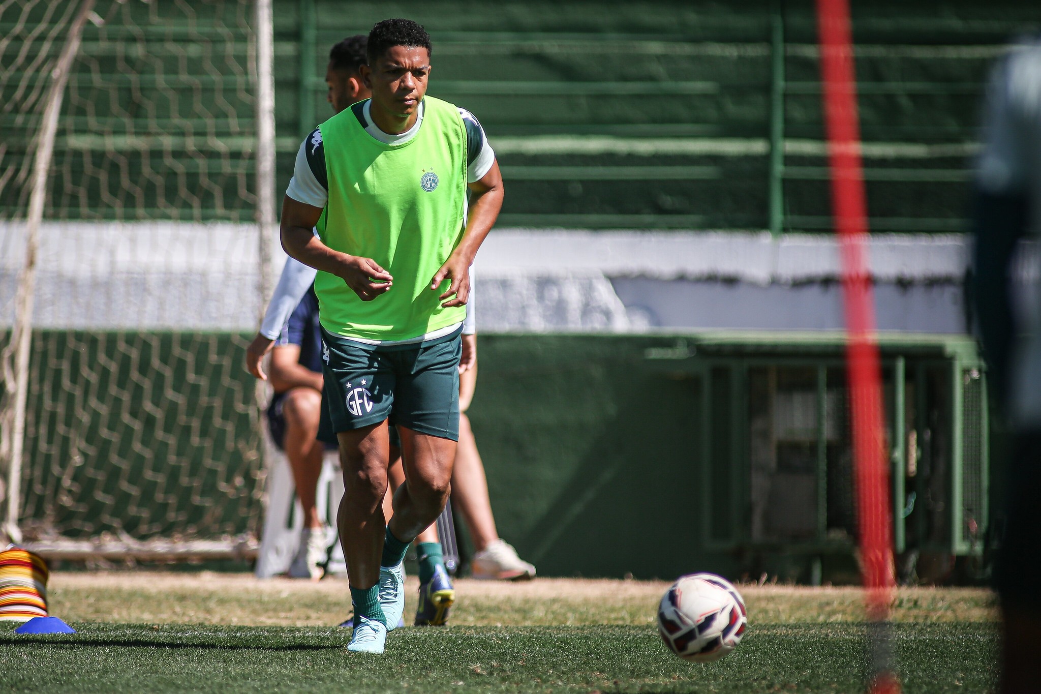 David Braz rescinde com o Guarani após apenas três jogos | Ge